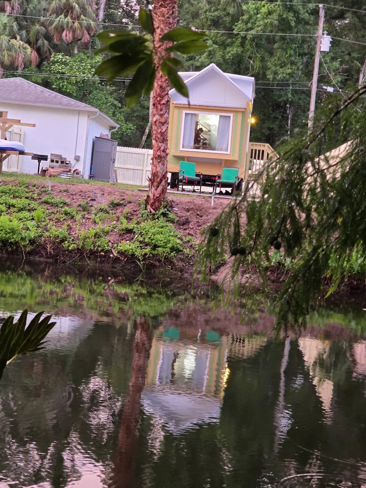 Tiny House In Weeki Wachee - Weeki Wachee, FL