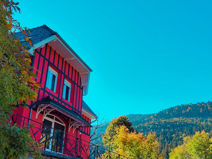 Mountain Getaway- Nordic Hot Tub, Warmth & Nature - Bussang