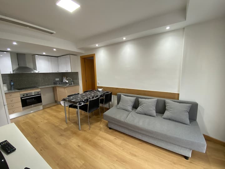 Комфортный апартамент с одной спальней в центре - Lloret de Mar