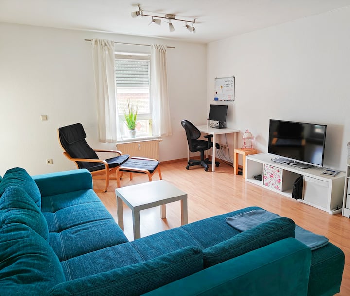 Charming Central Apartment With Sunny Balcony - Karlsruhe