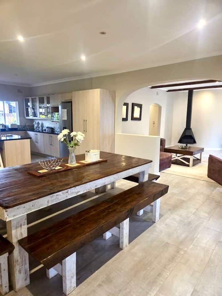 Entire Home, Secure & Private On A Quiet Close - Zimbabwe