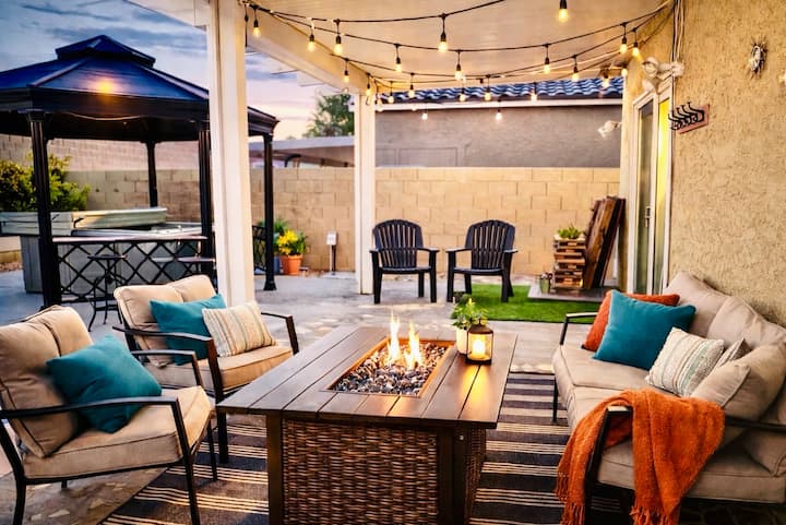 Beachy Themed With Free Hot Tub & Outdoor Firepit - Henderson, NV