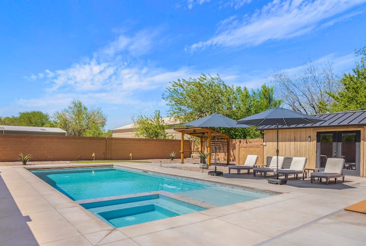 Luxury Zion Home - Private Heated Pool And Spa - Hurricane, UT