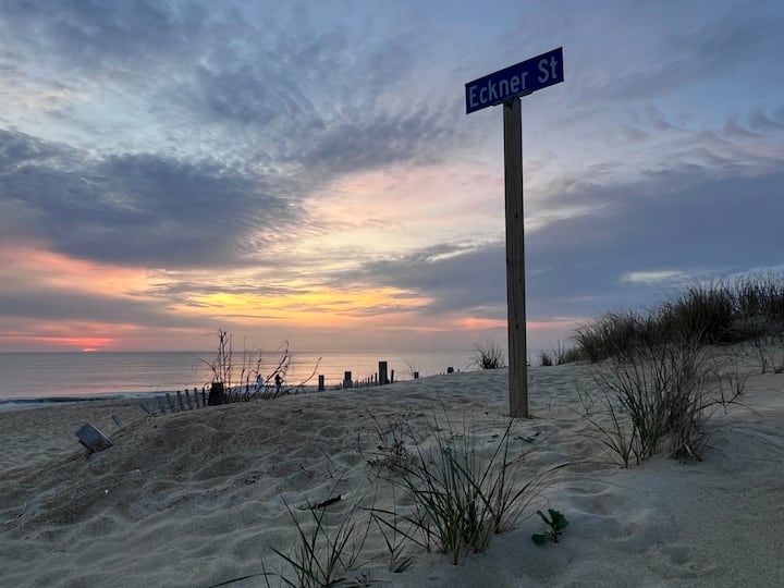 Hot Tub | Pool | King Bed | Truro Beach House - Kitty Hawk, NC