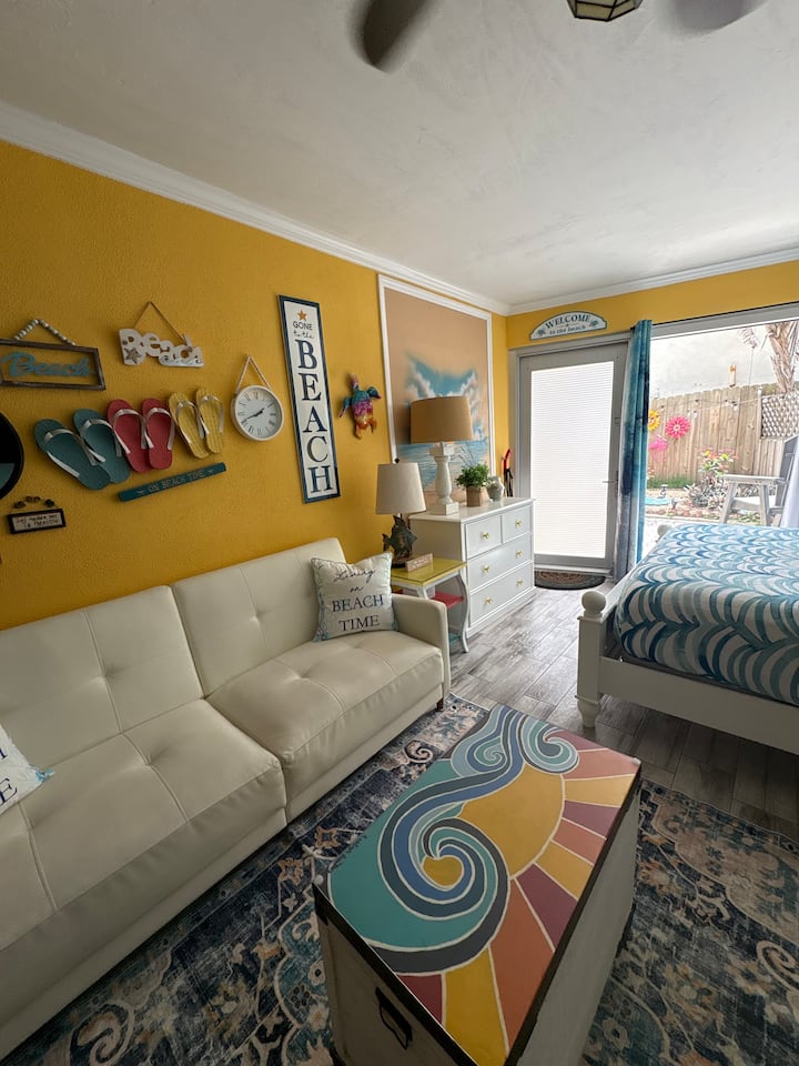 Welcome To Beachside Memories!
1st Floor W/patio - Daytona Beach, FL