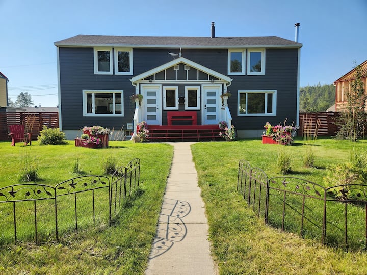The Red House By Antoinette - Whitehorse