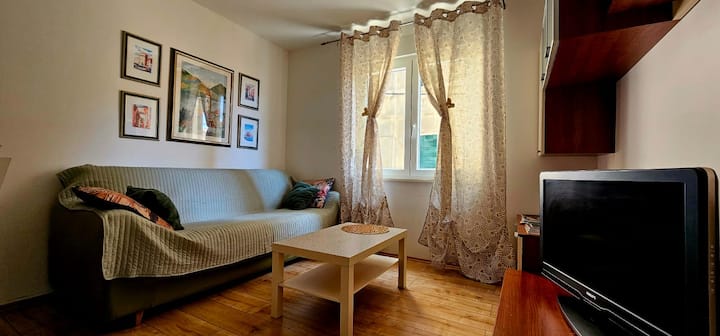 Apartment Nena*2min Walk To The Center - Split