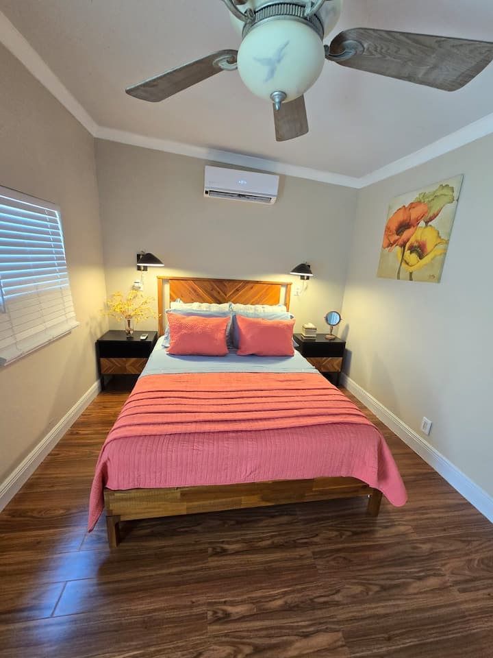 Great Cottage At College Park - Lake Worth