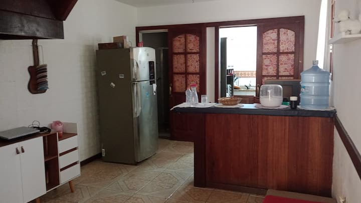 Alugo Para Temporadas, Diárias, Fins De Semana Etc - Cabo Frio