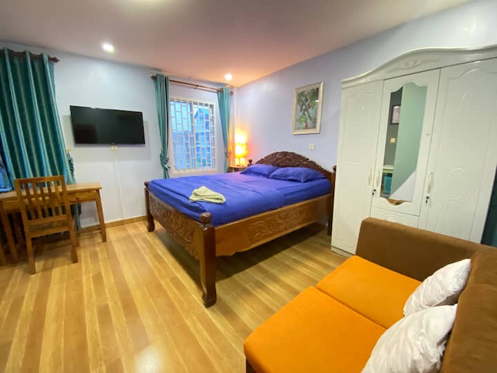 Budget Room For Rent For Short Or Long Term (R2) - Phnom Penh