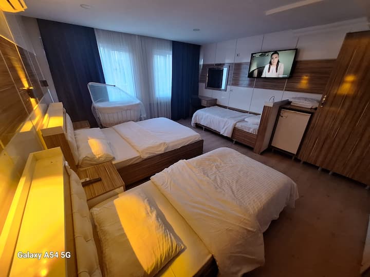 201 No'lu Bebekli Aile Odası - Lapseki