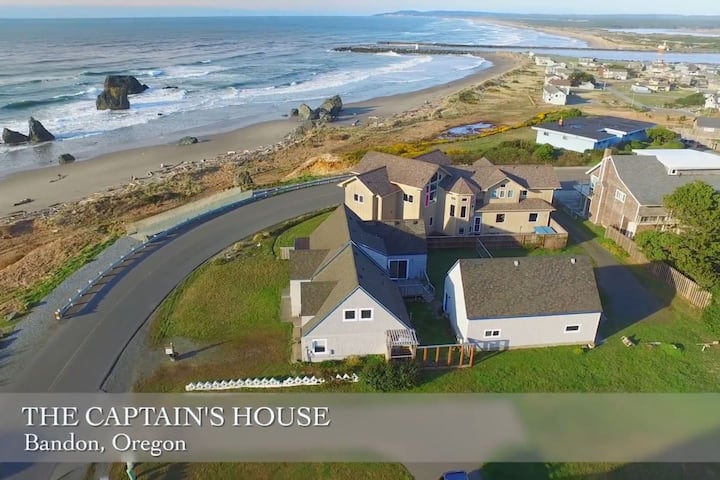 The Captain's House Vacation Home - Bandon, OR