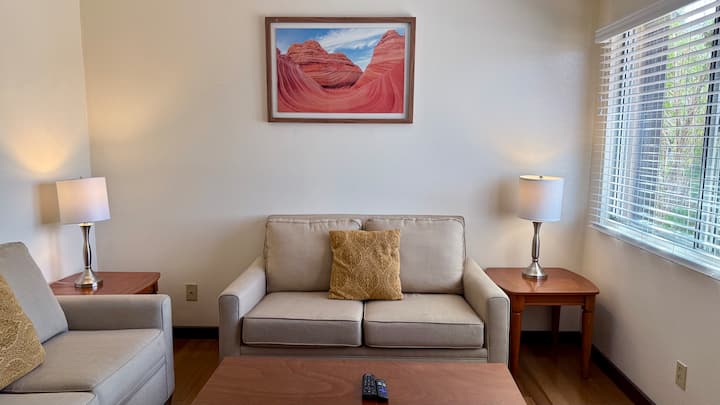 Two Story Two Bedroom Townhome - 佩吉市