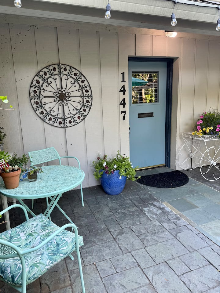 Hidden Gem In Historic Auburn! - Auburn, CA