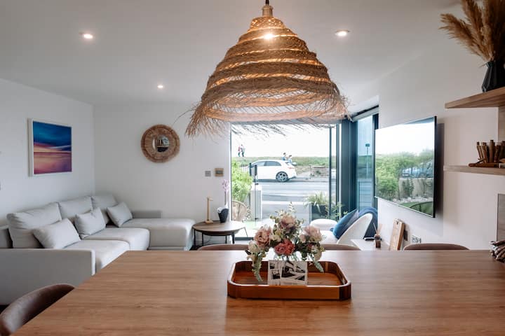 Coast Beachfront Gf 6 Guests Dog Friendly Aptment - Bournemouth