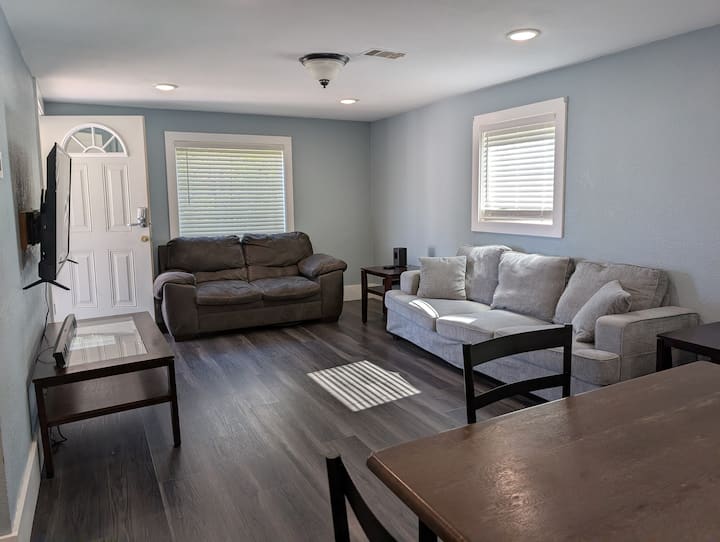 Cozy Home Near Asu & Greensborough Village - Jonesboro, AR