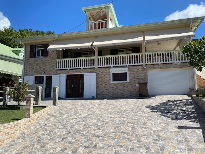 Apparemment T3. - Deshaies