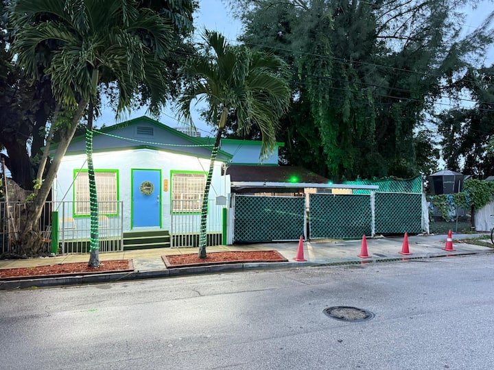 Bed At Oqp Vacations Miami - Miami, FL