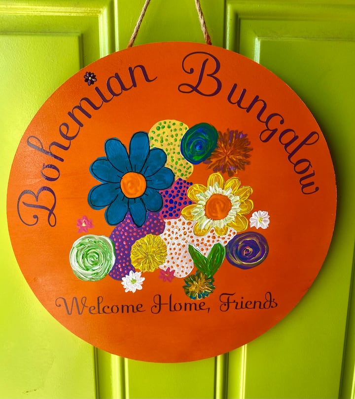 Bohemian Bungalow
*No Cleaning Fee* - Lake Louis Burtschi, OK