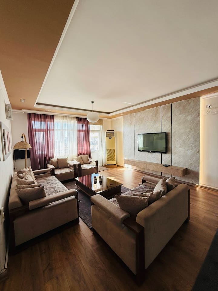 Modern 3br City View Apartment In German Village. - Iraq