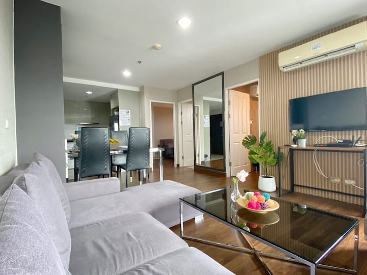 The Perfect Blue Sky: 2br /Mrt /Pool - Bang Kapi District