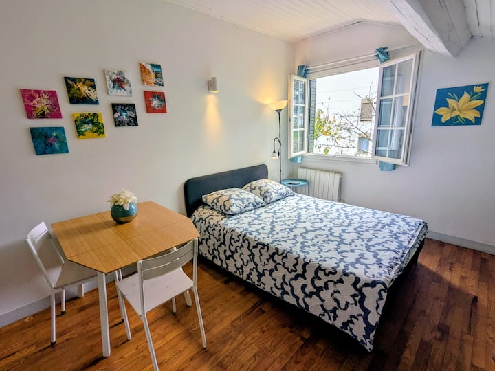 Studio Cosy Avec Parking Sécurisé - Écully