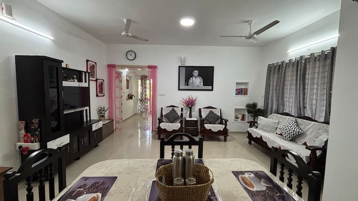 Félicité — 'Home Of Joy' Sea View Apartment - Puducherry