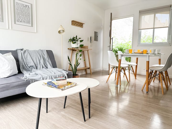 Sunny Family Apartment, Great Location! - Mendoza