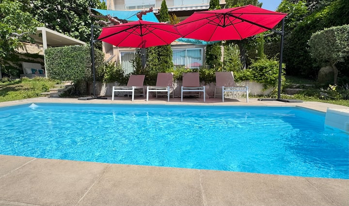 Au Calme Rez De Jardin Avec Piscine - Aix-en-Provence