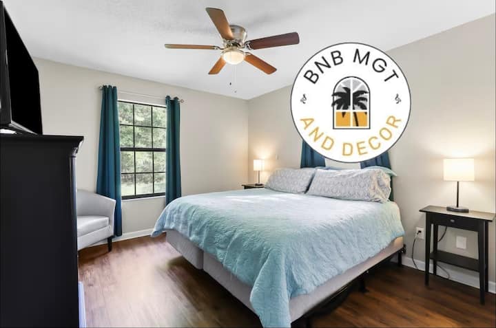 Tampa Bay Fenced Acre Stay • Pet & Family Freindly - 리버뷰