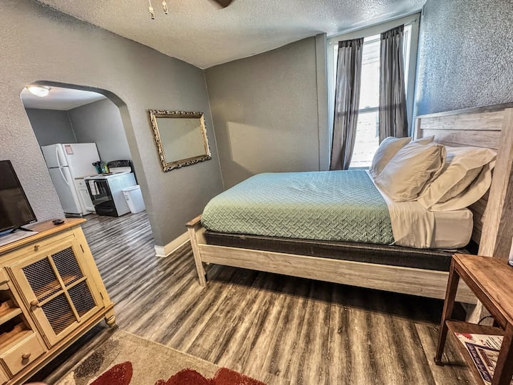 2#chic Art Loft In Downtown 1 Block Of River. - Trinidad, CO