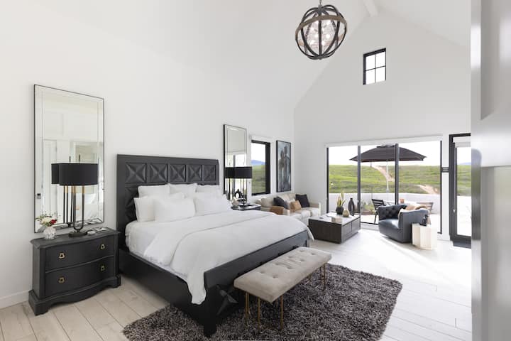 Villa 5: Rustic Luxe - Temecula, CA