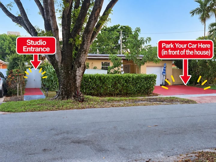 1-3 People Private Entrance Studio Near Mia Apto - Hialeah, FL