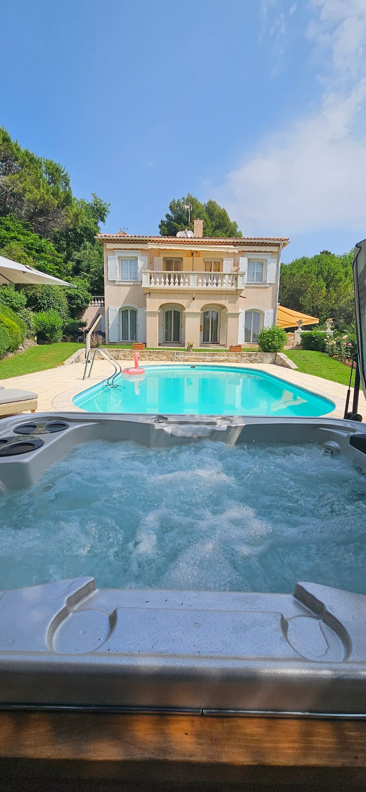 Maison Florentine Avec Piscine Chauffée Et Jacuzzi - Vence