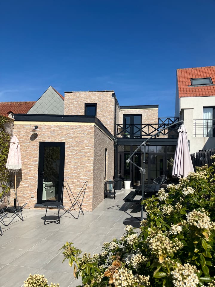 Amuzee Vakantiehuis 8p Knokke Duinbergen +Parking - Brugge