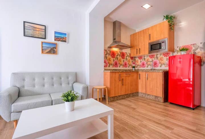 Estudio 2.a 3 Min La Playa Con Terraza-aire-wifi. - Conil de la Frontera
