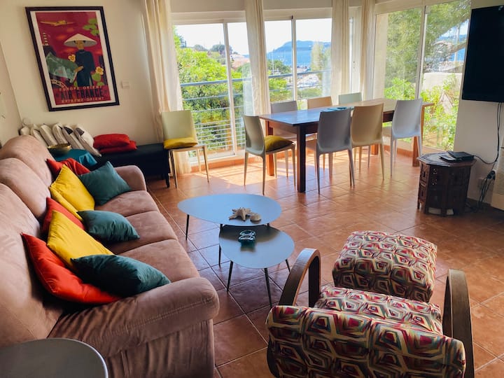 Maison Sur Le Charmant Port Des Oursinières - Le Pradet