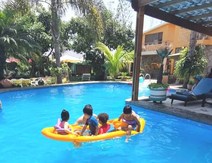 Perfect Getaway With Campfire And Movie Theater Under The Stars - Lima