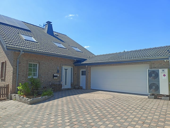 Ferienwohnung Jara 1 Mit Sauna - アーヘン