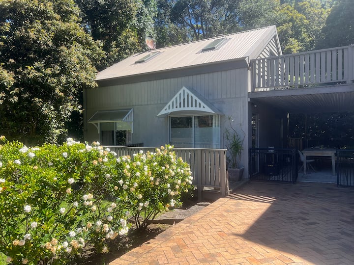 Stanwell Park Boho Beach Cottage - Wollongong