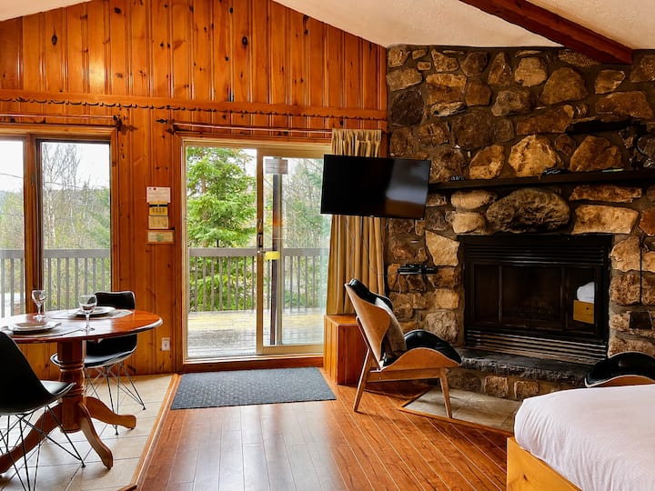 Chalet Paisible à St-agathe | Lac, Spa Et Sauna - Sainte-Agathe-des-Monts