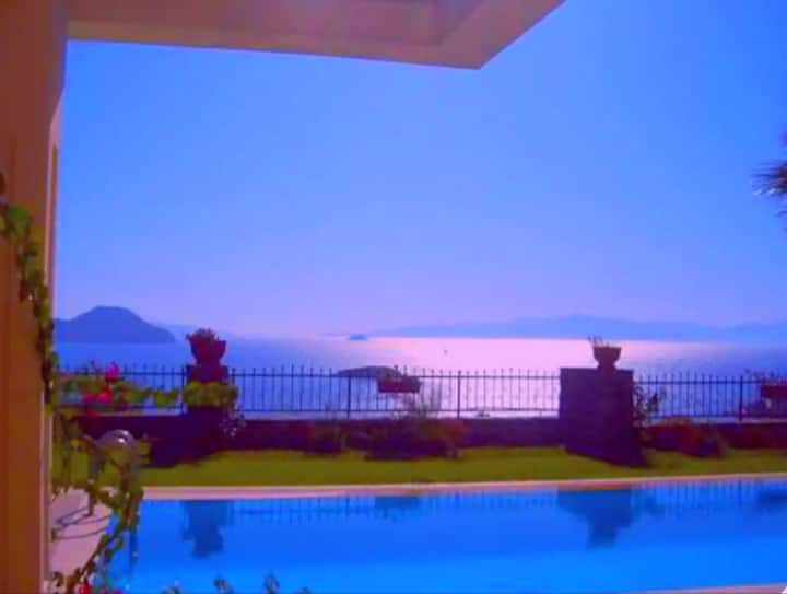 Aegean Sunset Villa - Turgutreis