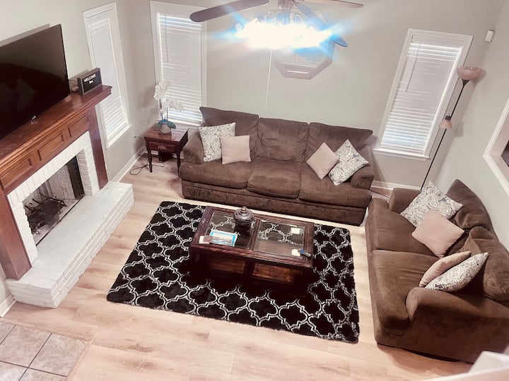 Luxurious Townhouse W/ Wifi, Sanitized And Clean!! - Jackson, MS