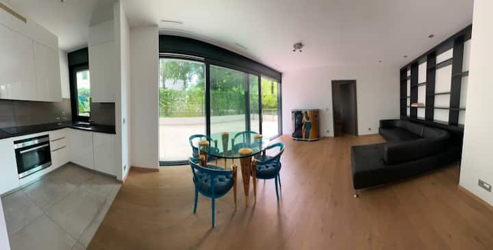 Modern Apartment With Terrace - Genève