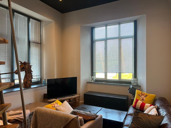 Fab Loft Apt In Central Exeter Overlooking Park - Exeter Airport (EXT)