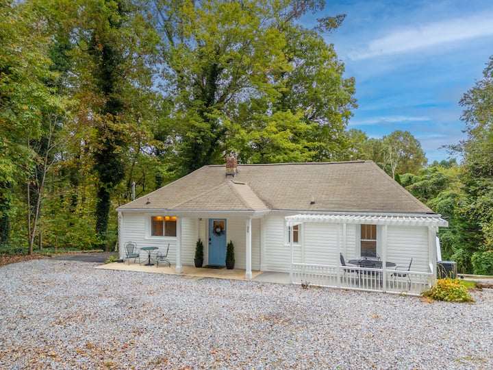 Carolina Cottage Of Saluda - Saluda, NC