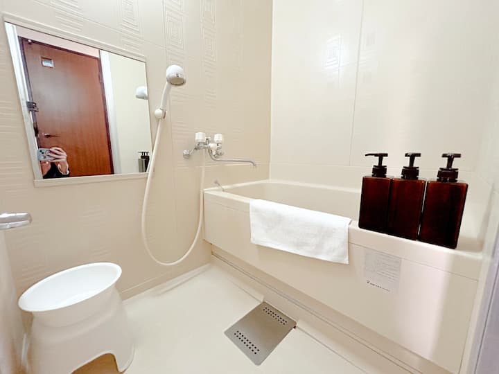 【4ppl/7f】7 Min To Nihonbashi Sta/48 Min To Kix/1dk - Osaka, Japan