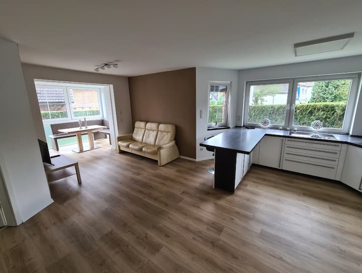 Ferienwohnung In Troisdorf Nähe Flughafen Kölnbonn - Troisdorf