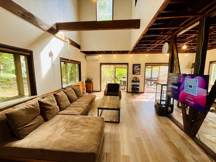 伊豆の自然に囲まれたリゾートコテージ 森の中のオープンデッキでBbq♫ - Izu