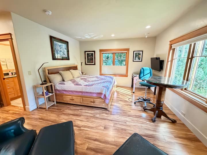Lithia Park Suite One - Ashland, OR